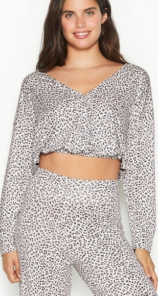 Victoria's Secret | Tops | Sale Victorias Secret Modal Bubble Hem Crop ...